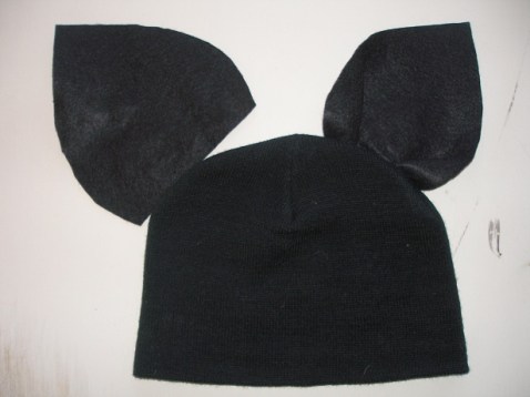 Handmade Halloween – Bat Tutorial | The Lazy Homesteader